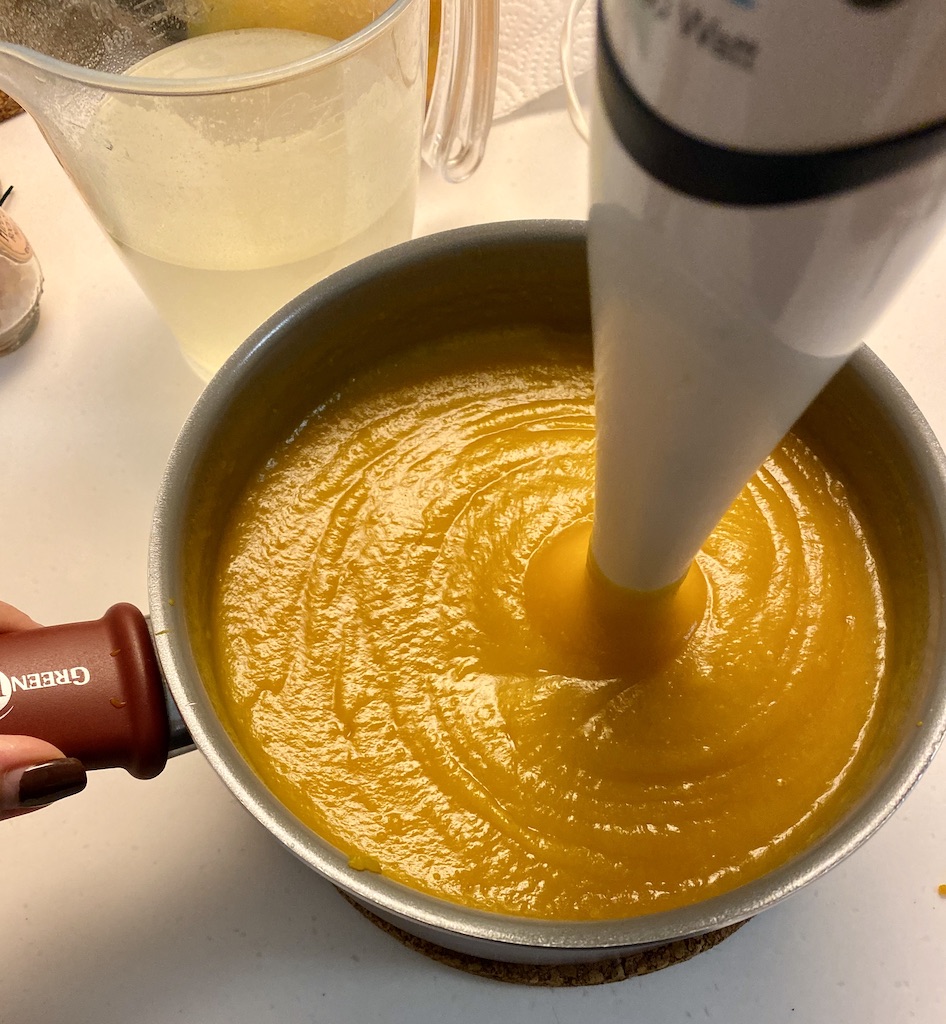 Velvety pumpkin cream soup | Popsicle Society